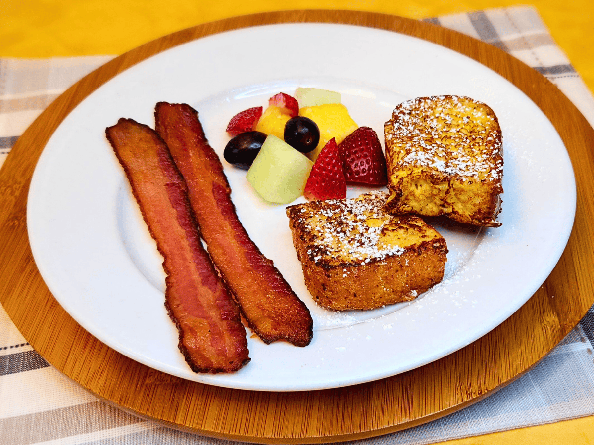 Kids French Toast Combo - Half Day Cafe